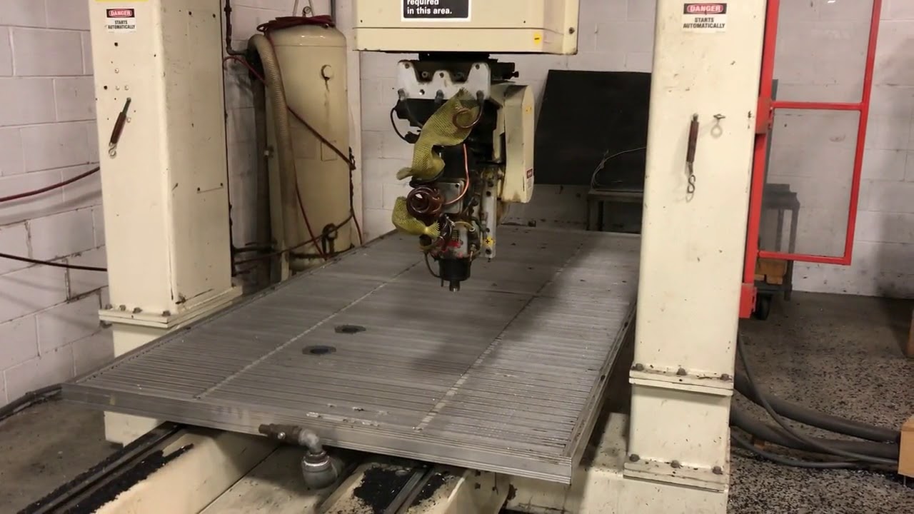 Thermwood Model C67 5 Axis Router 5' x 10' Table - YouTube