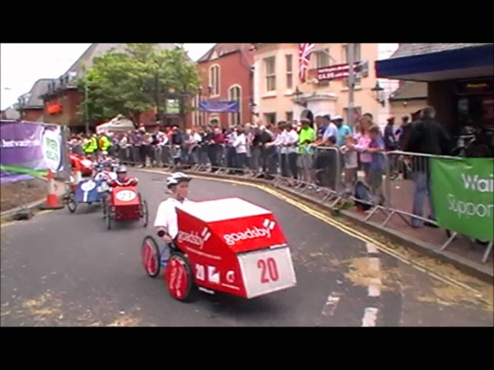 Ringwood Pedal car race - YouTube