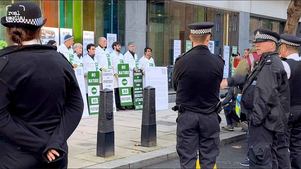 Scientists protest at DEFRA over a bonfire of regulations - YouTube