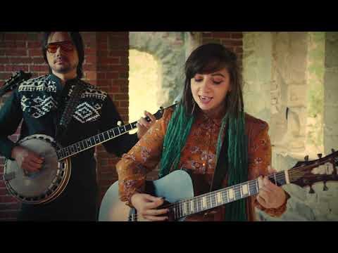 Lea Marra - Diana (Official Acoustic Music Video) - YouTube