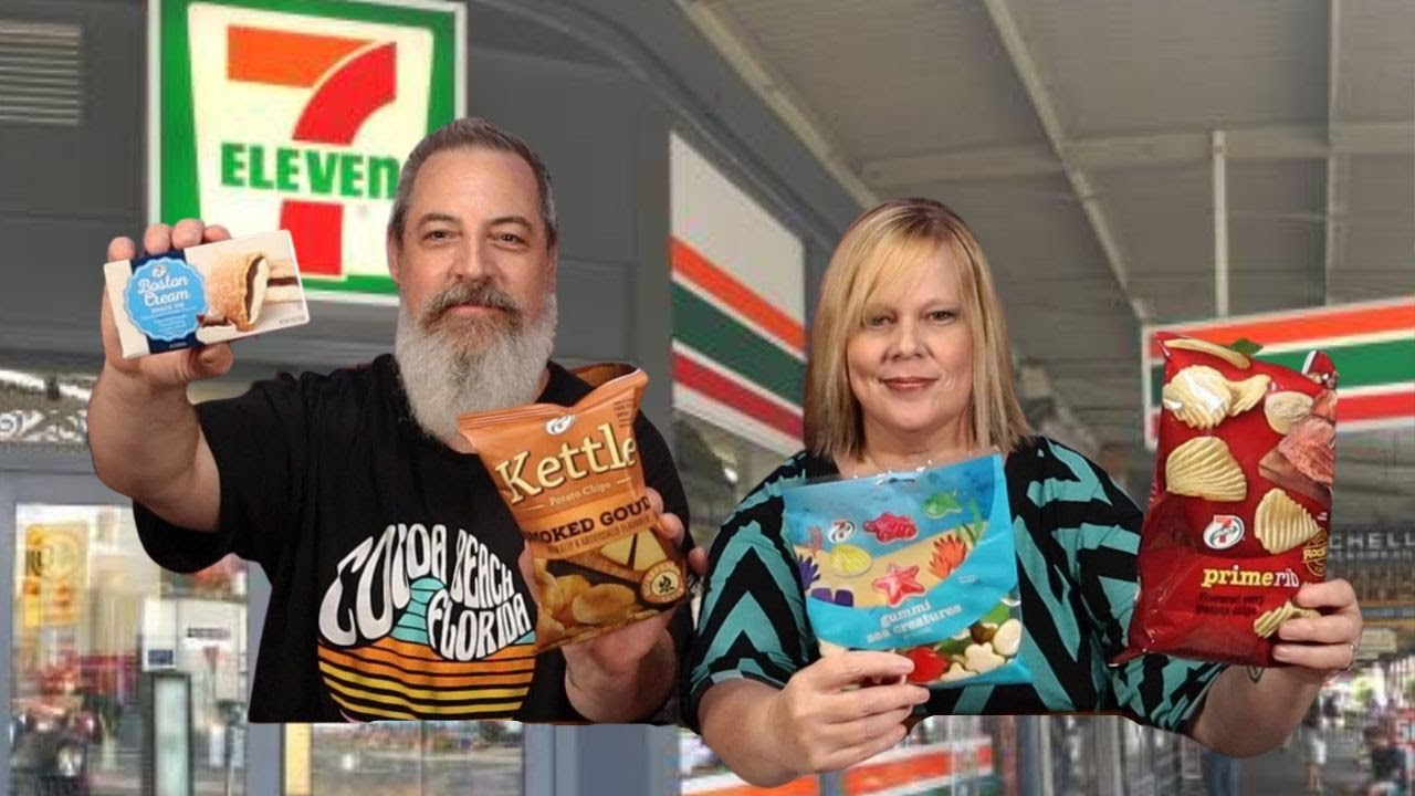 7 ELEVEN SNACK REVIEW - YouTube