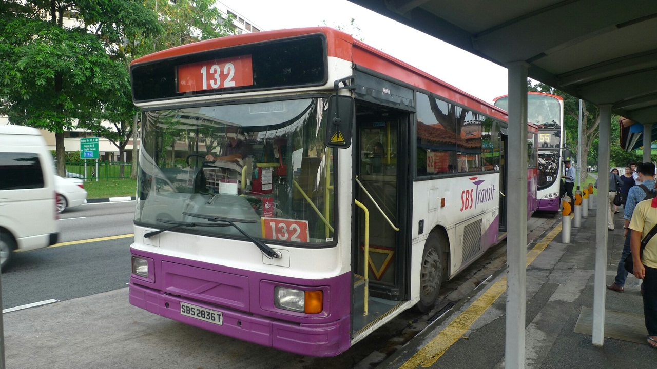 SBS Transit Bus Service 132, SBS2836T - YouTube