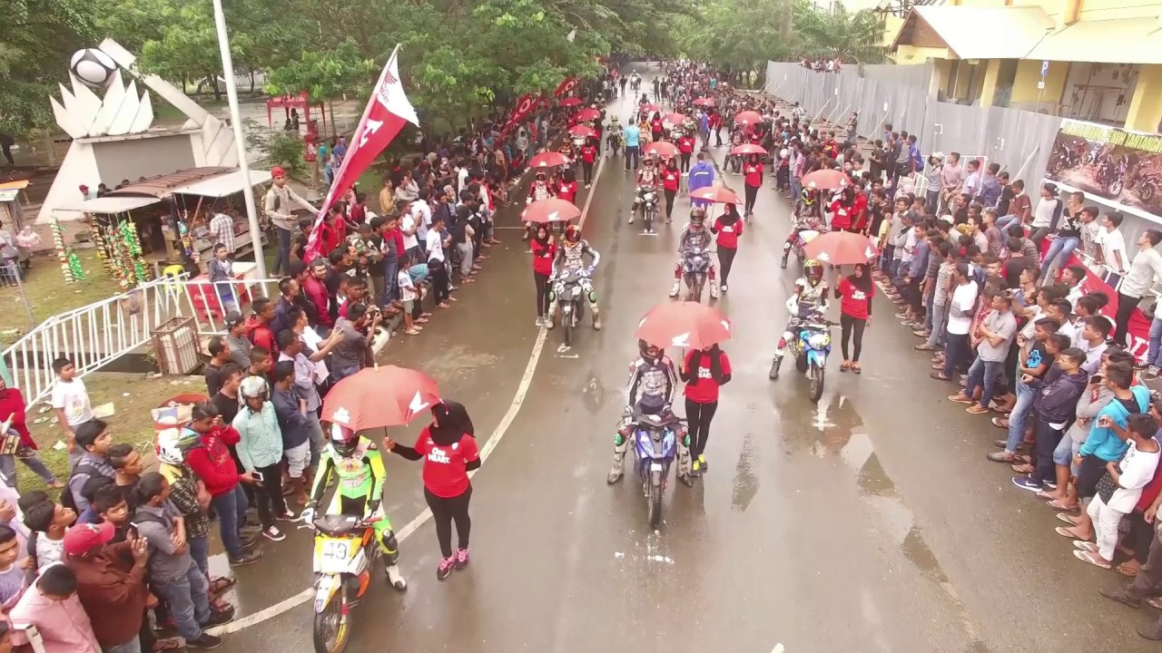 UMBRELLA GIRL IMI ACEH 2016 - YouTube