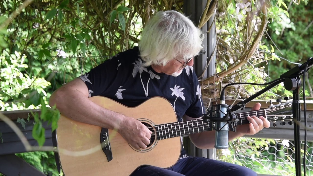 Mel Reeves plays Interstate Blues (Isolation Challenge) - YouTube