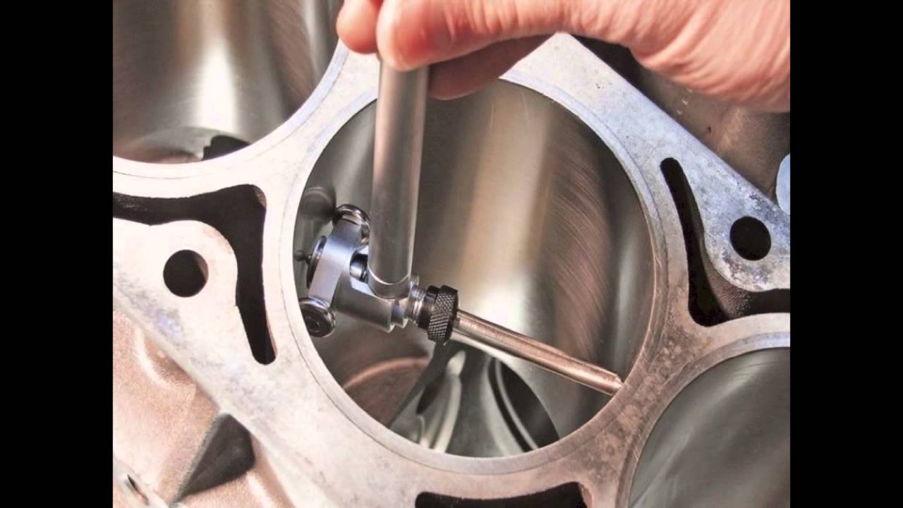 Small Engine Cylinder, Crankshaft, & Piston Service - YouTube