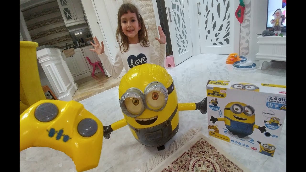 DEV MİNİONS HAREKETLİ SESLİ .SÜPER EĞLENCELİ - YouTube