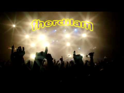 Crowd Cheers and Applause - Sound Effects - - YouTube