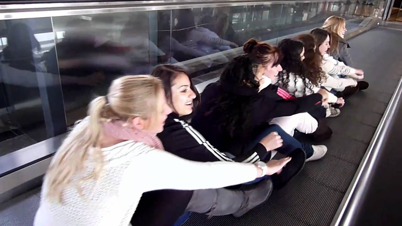 HTRO studenten roeien op Istanbul Airport - YouTube