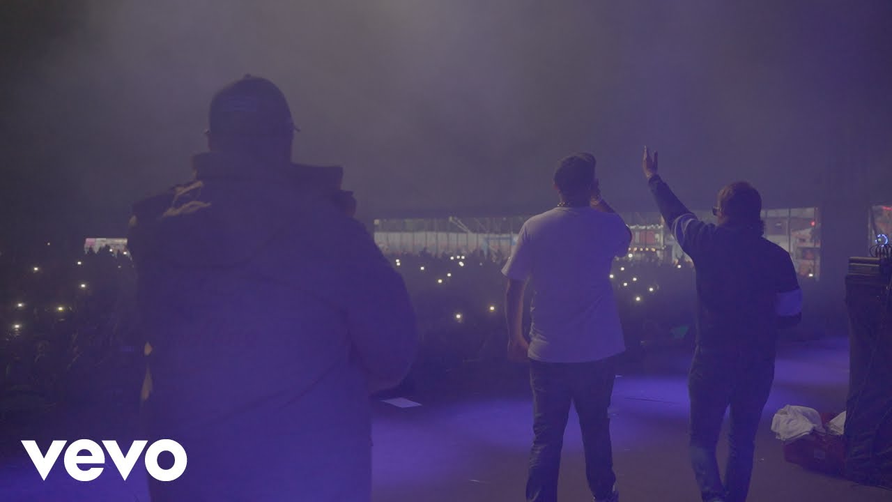 Bad Boy Chiller Crew - Bounce to This One (Visualiser) - YouTube