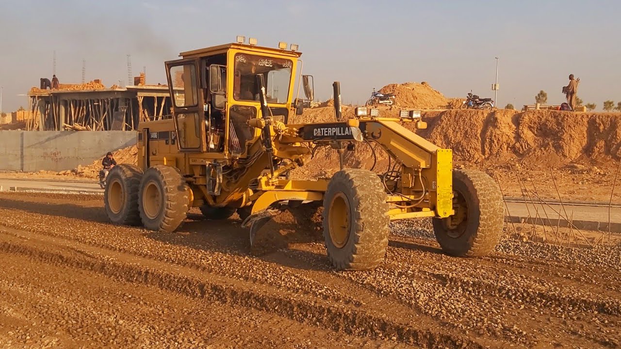 techniques of maxing aggregate base course - YouTube