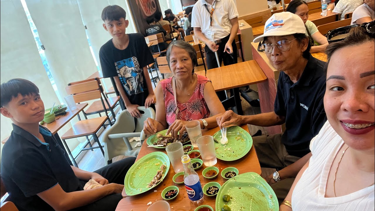 FOODY IN PHILIPPINES - YouTube