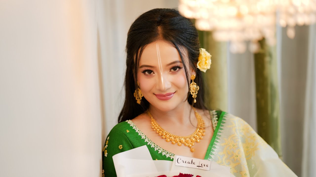 The Gorgeous Mrinalini on her Heijingpot - YouTube