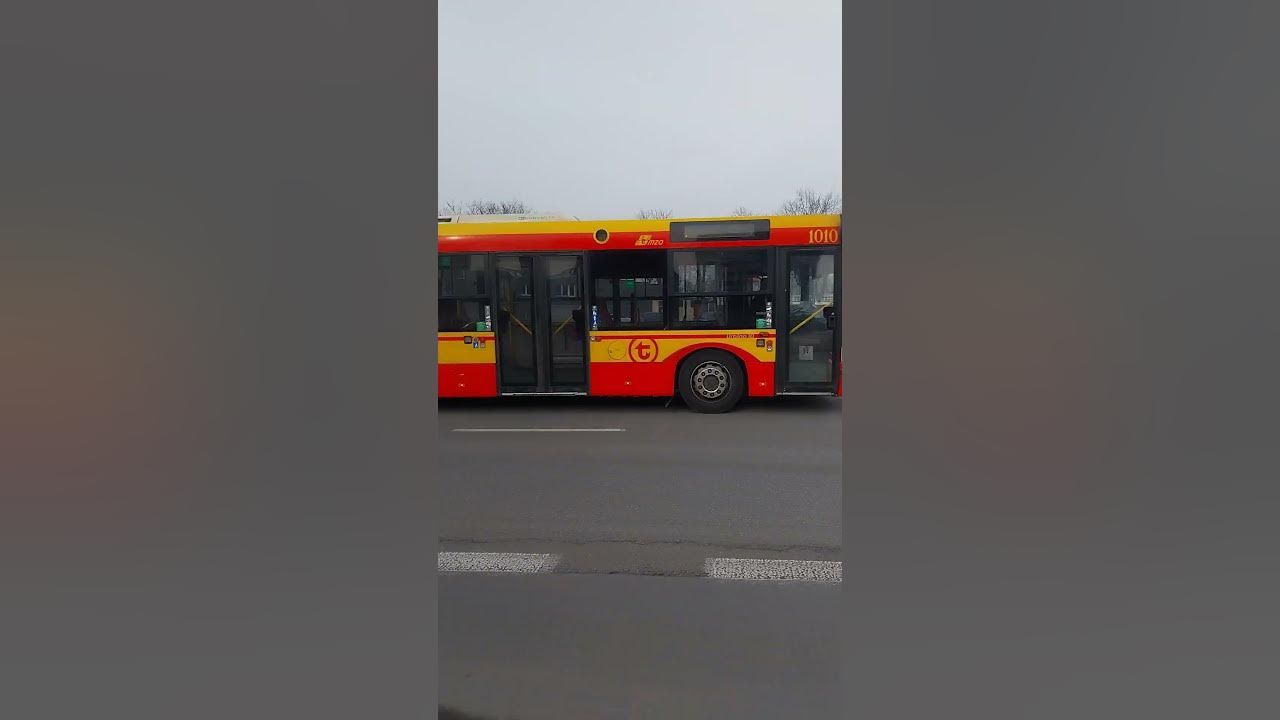 Przelot Solarisa Urbino 10 jako przejazd techniczny - YouTube