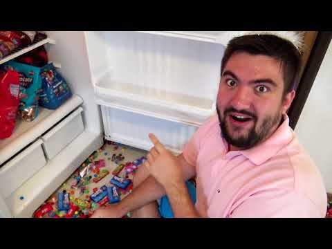 Kafasından aşşağıya tüm şekerleri döken piskopat adam