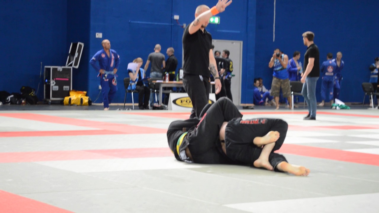 Irish BJJ Championships 2017 Piotr Wisniewski vs Paddy Mc Bride - YouTube