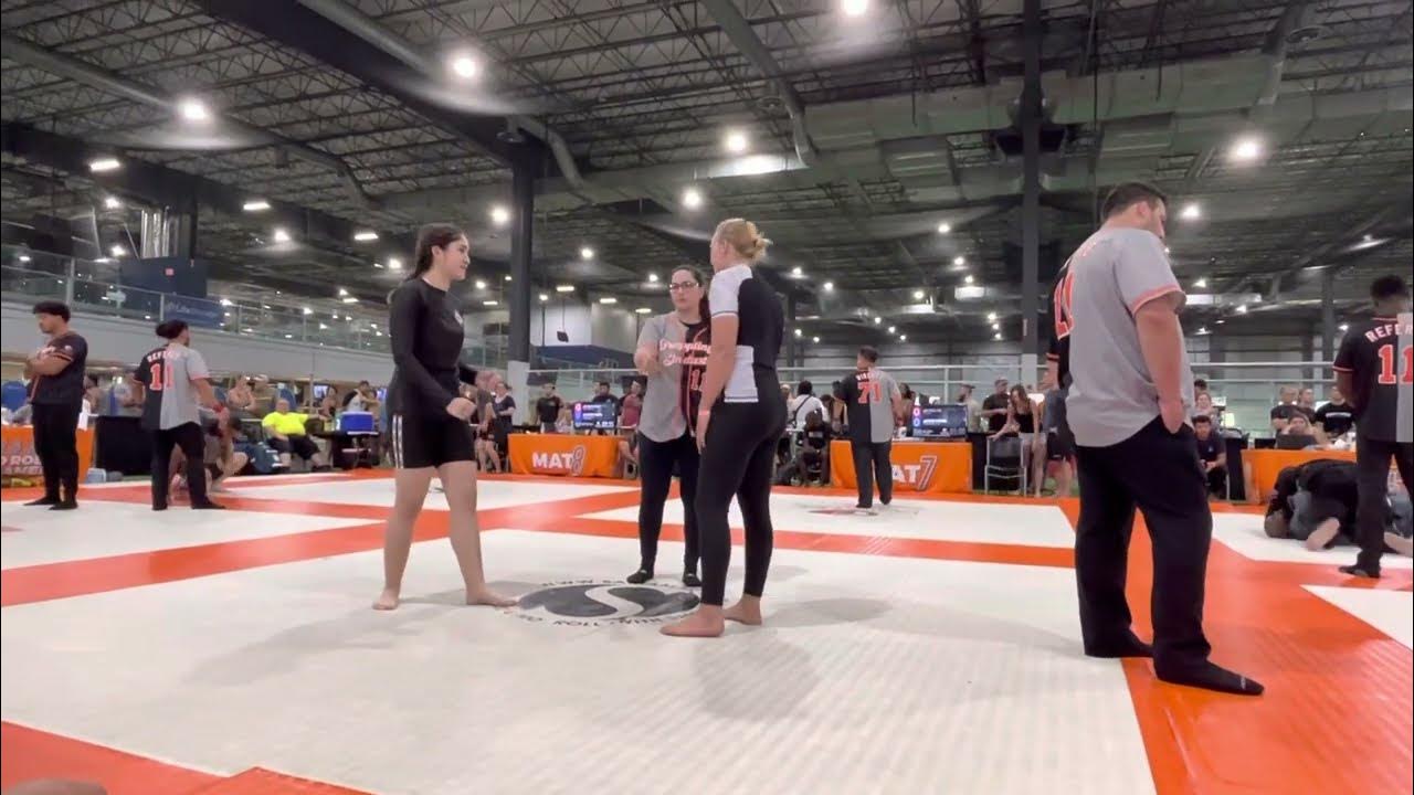VA Beach Grappling Industries - Nogi match 1 - YouTube