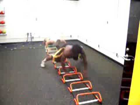 UNCP Strength - Explosive Ladder Push-Ups - YouTube