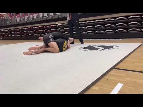 No gi match Grappling Industries | Armbar Finish - YouTube