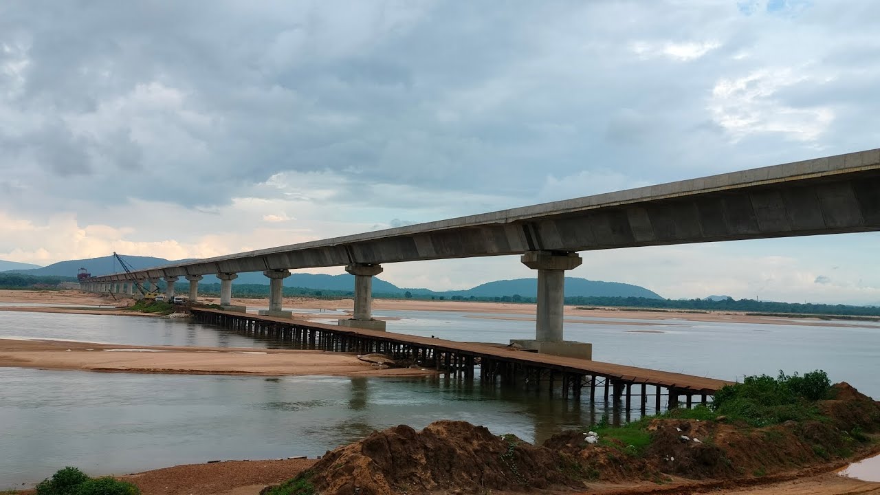 Kaluria new Bridge construction over Brahmani River 🌁 - YouTube