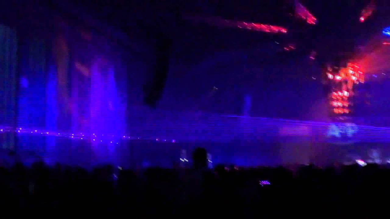 Vision Factory @ Berlin Summer Rave 4._5.6.2011 - Flughafen Tempelhof ...