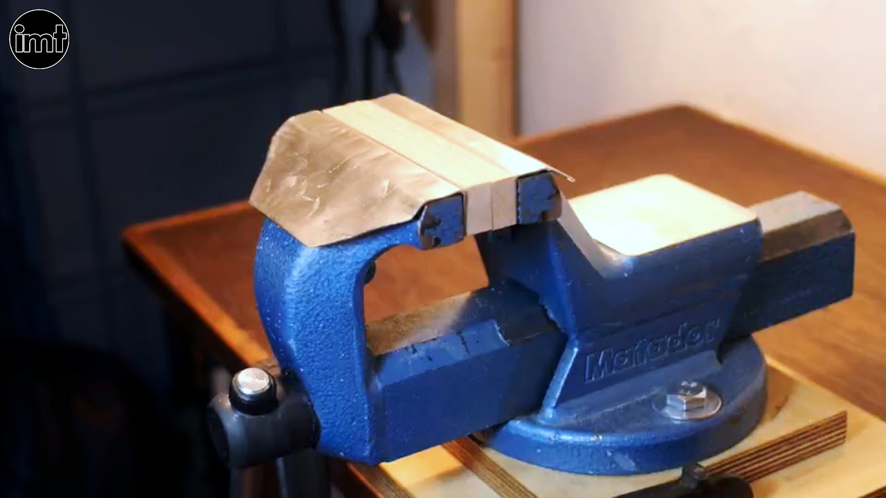 I made these wooden vice jaws - YouTube