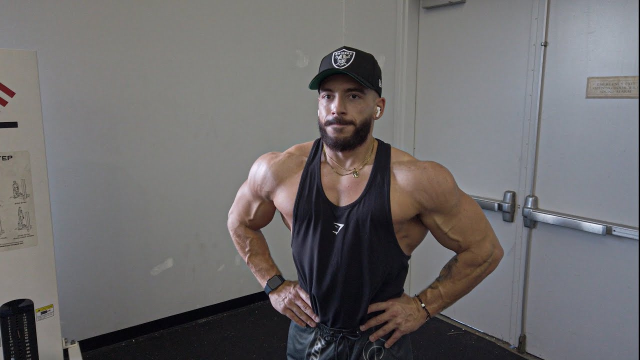 Natural Olympia Bulk Day 53 - Delts - YouTube