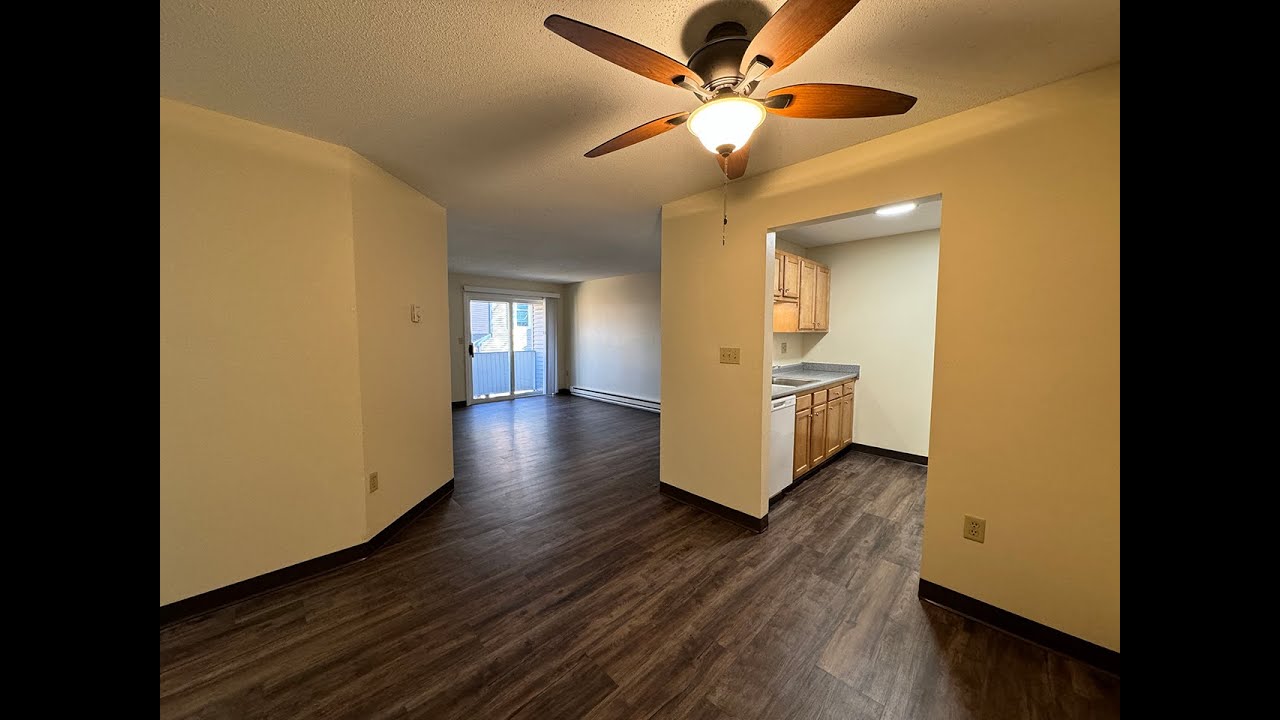 Sunset Ridge 141-204: Video tour a 2-BR pet friendly Manchester, NH apt ...