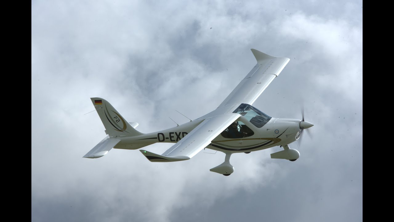 Ground presentation of the FLIGHT DESIGN F2 EN 2024 - YouTube