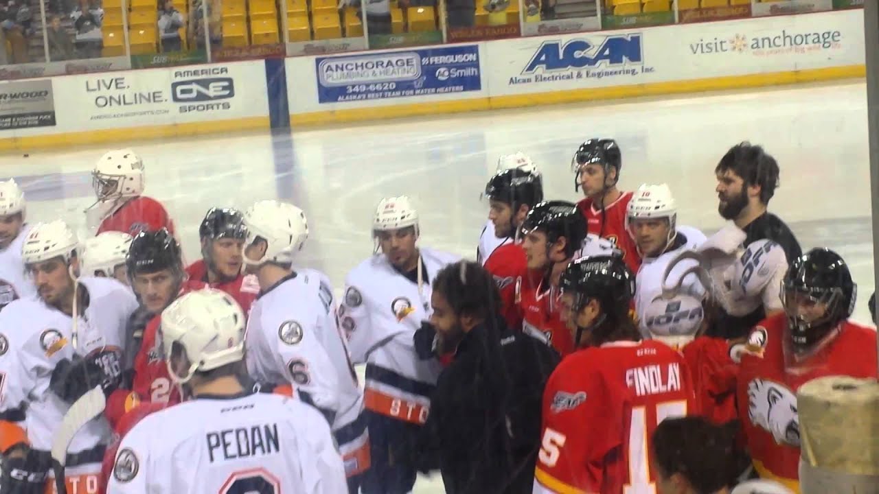 Pre game hockey fight. - YouTube