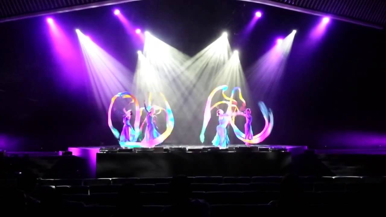 Contemporary Chinese Ribbon Dance - YouTube