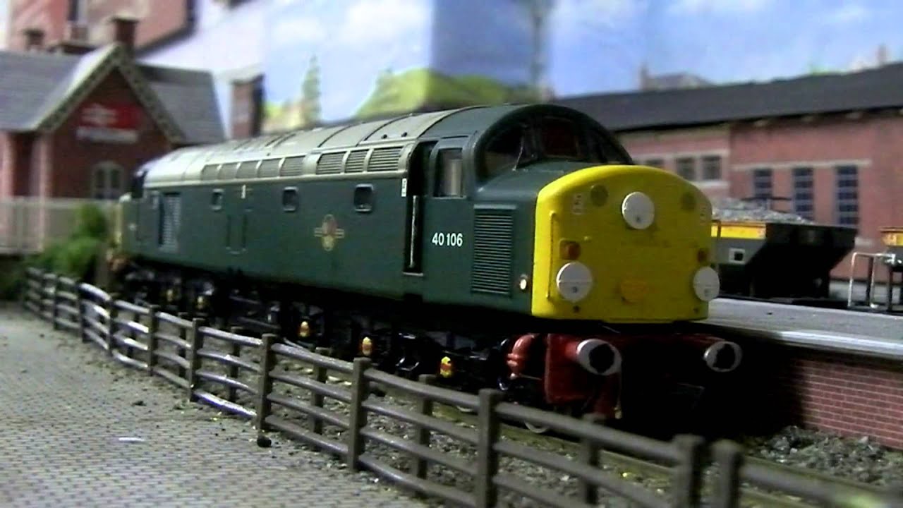 bachmann class 40 dcc sound Zimo decoder. - YouTube