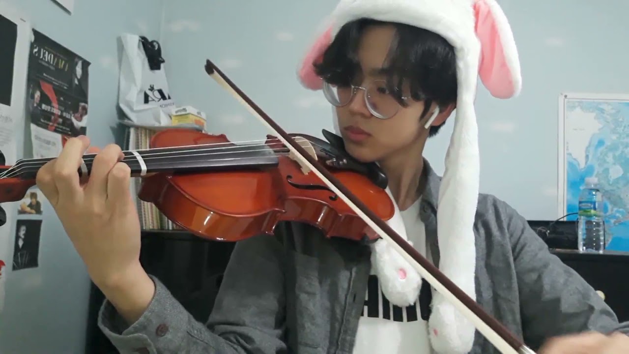 World Class Violinist Yumin Lee / The first bar Chopin sonata op.58 no ...