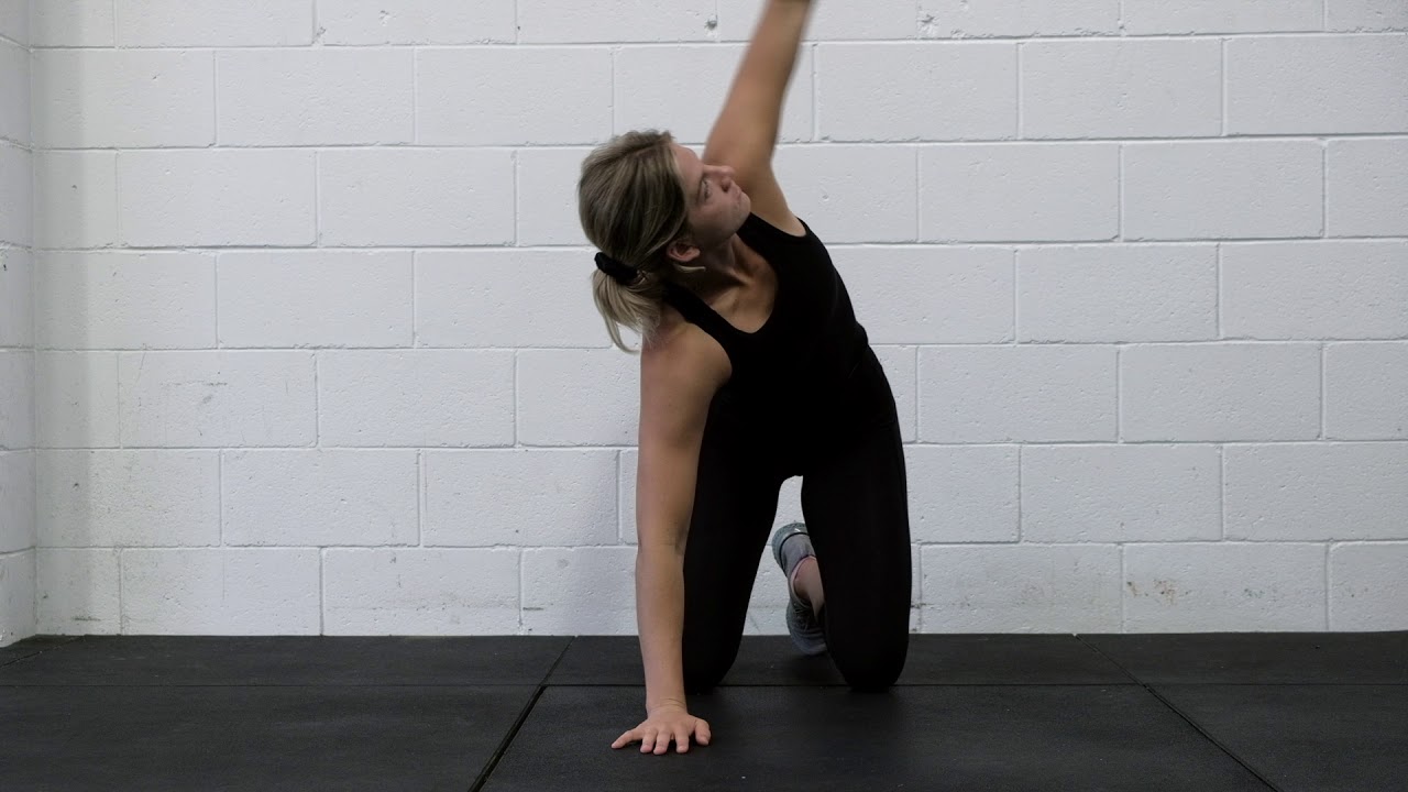 All 4's Thoracic Rotation - YouTube