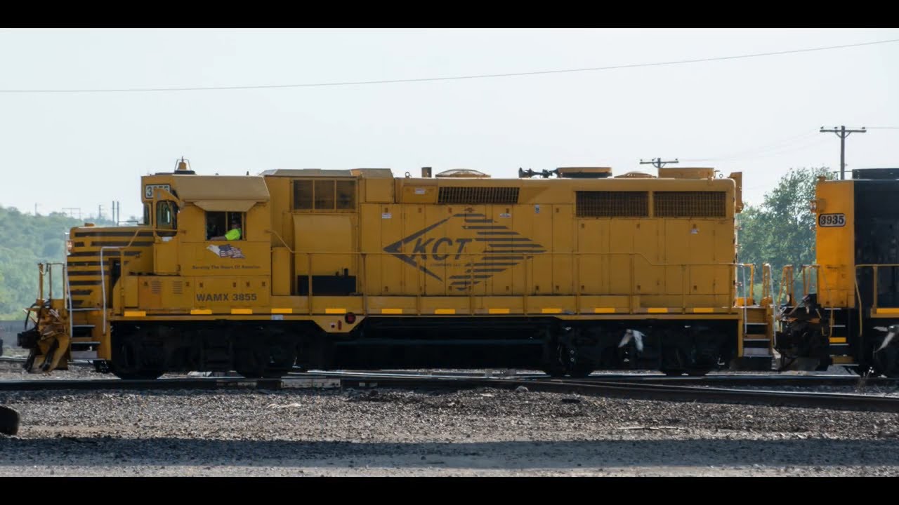 Kansas City Terminal and UP at Santa Fe Junction on May 11, 2022 (video ...