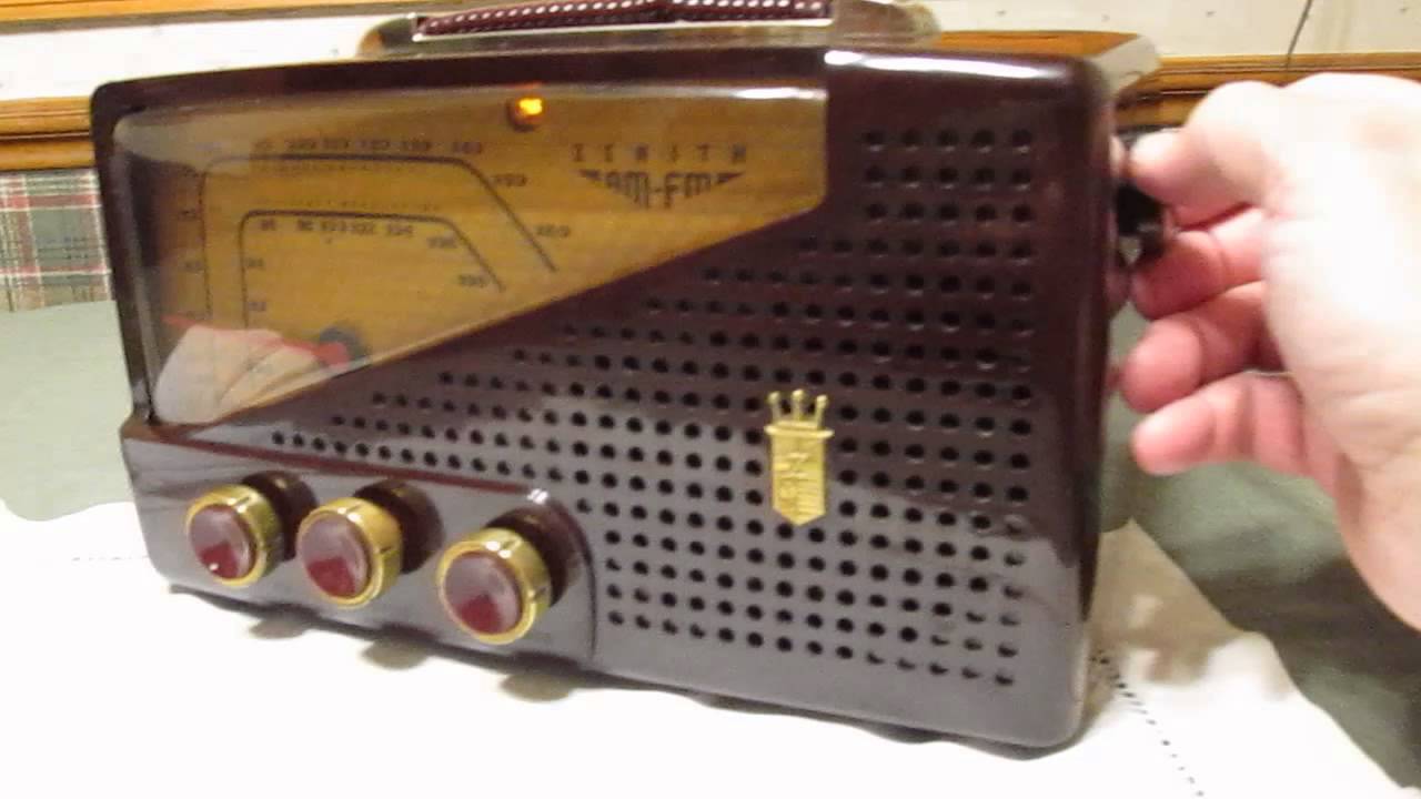 1950 Zenith G724 AM/FM Radio - WRCJ FM - Detroit - YouTube