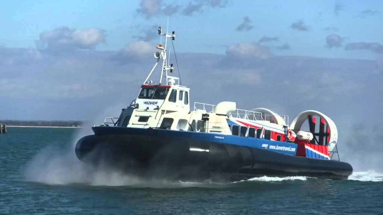 Hovercraft Freedom 90 GH 2114 coming into Ryde - Isle of Wight - YouTube