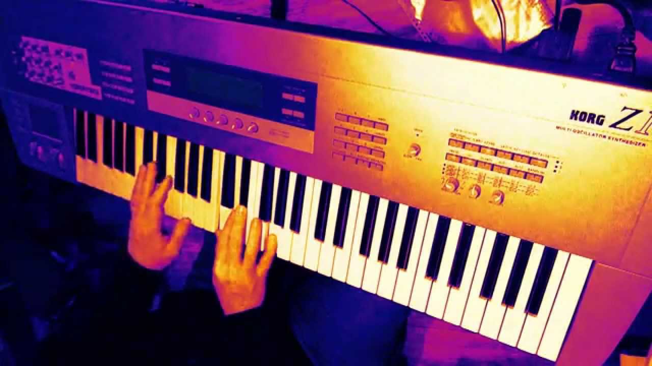 Korg Z1 Ambient Space - YouTube