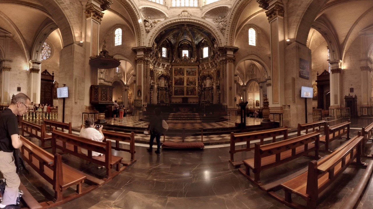360 video: Interior of Cathedral of Valencia, Valencia, Spain - YouTube