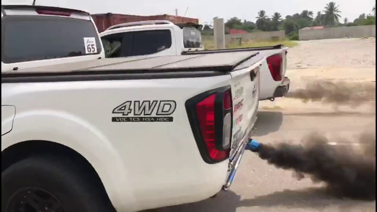 NP300 Navara Brutally Acceleration - YouTube