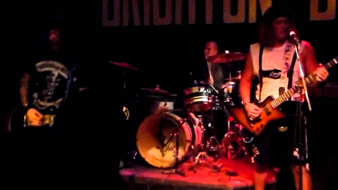 big tom and the guns with lost in society part 1 - YouTube