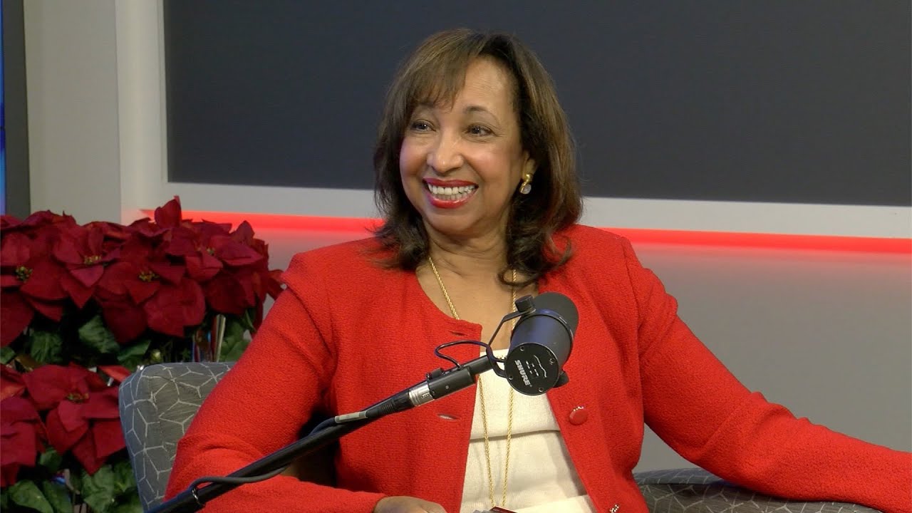 Paul Pepper: Julie Middleton, The MOSY, "Holiday Home Tour" & Jill ...