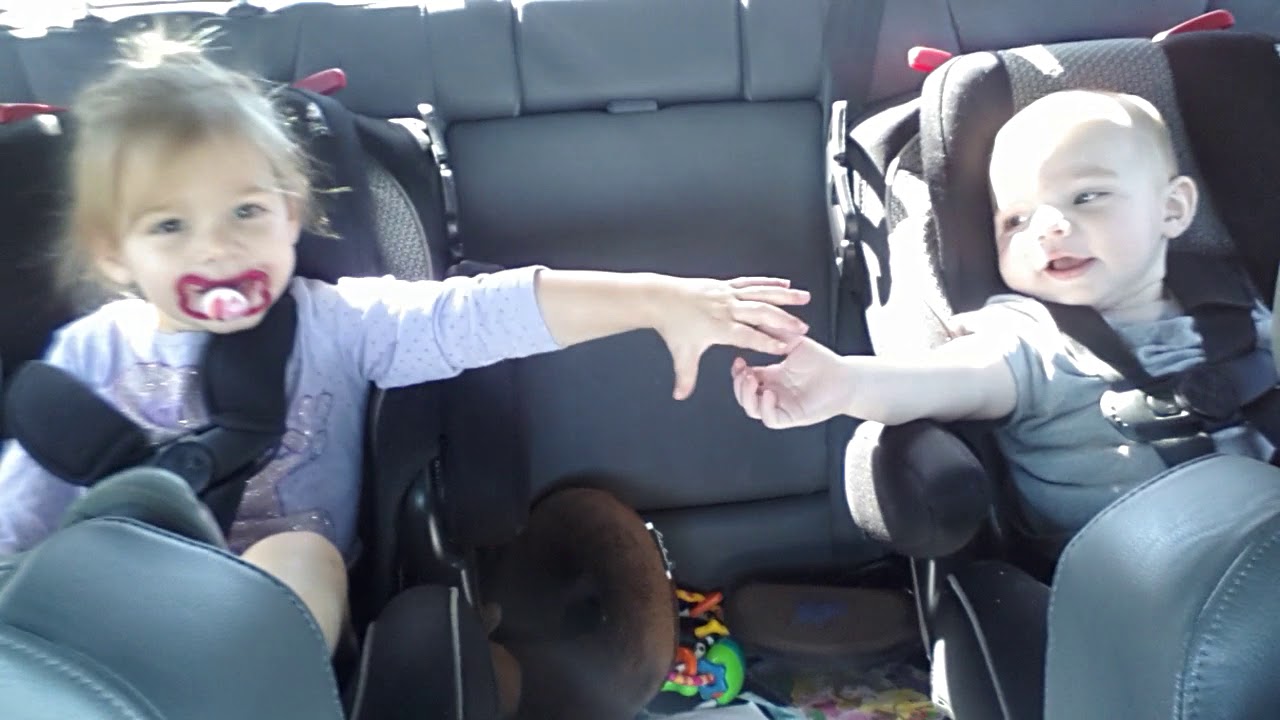 Reagan & Brody in carseat - YouTube