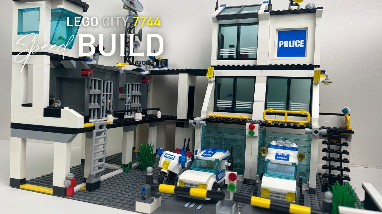 LEGO City 7744 🚓 Police Headquarters SPEED Build with Stop-motion - YouTube