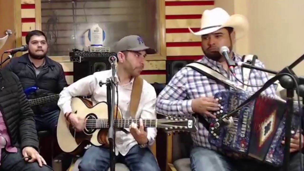 "El Capiro"...Completamente en vivo!!! desde el estudio!! - YouTube Music