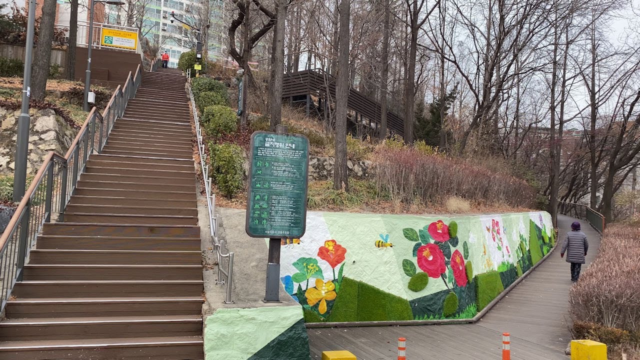 Seoul Backstreet Walk: Cheonggu Station to Geumho Station - YouTube