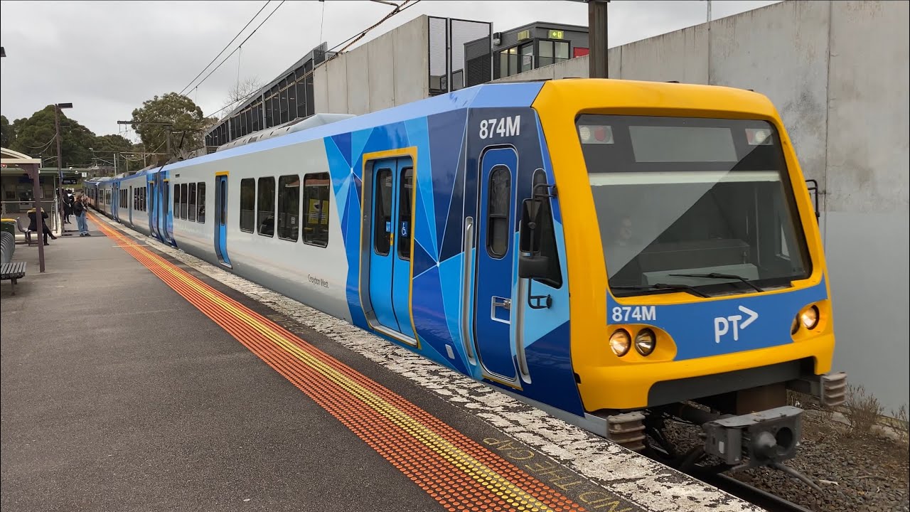 NEW X’trapolis Livery for 2022! X’Trapolis with Fresh Livery at Syndal ...