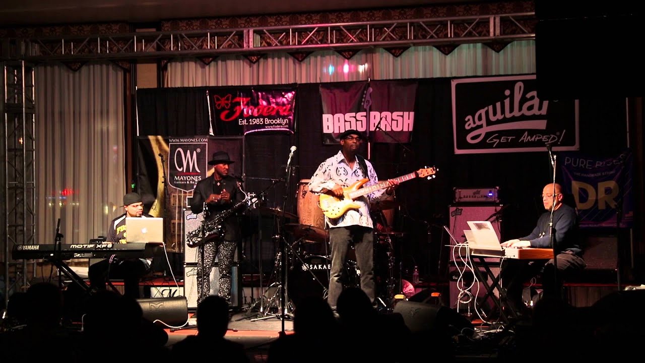 Gerald Veasley at Bass Bash 2016 - YouTube