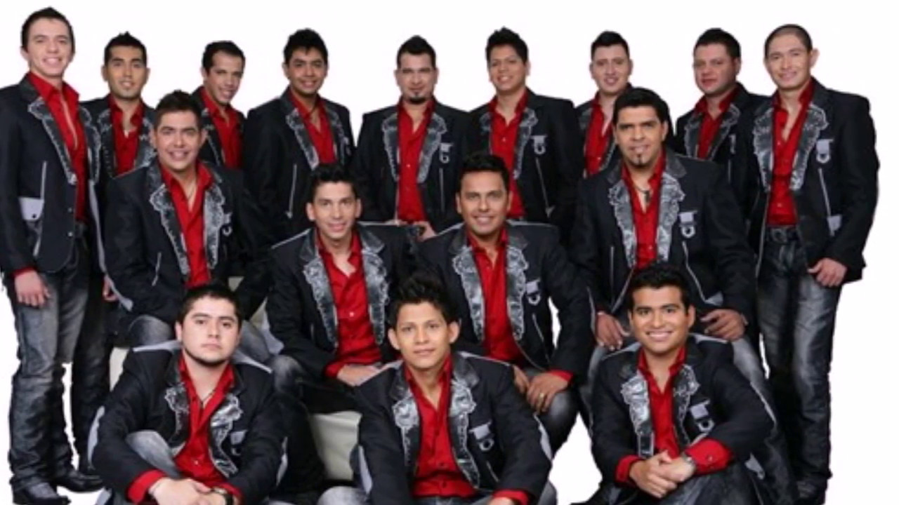 Critica a la Música Banda - YouTube