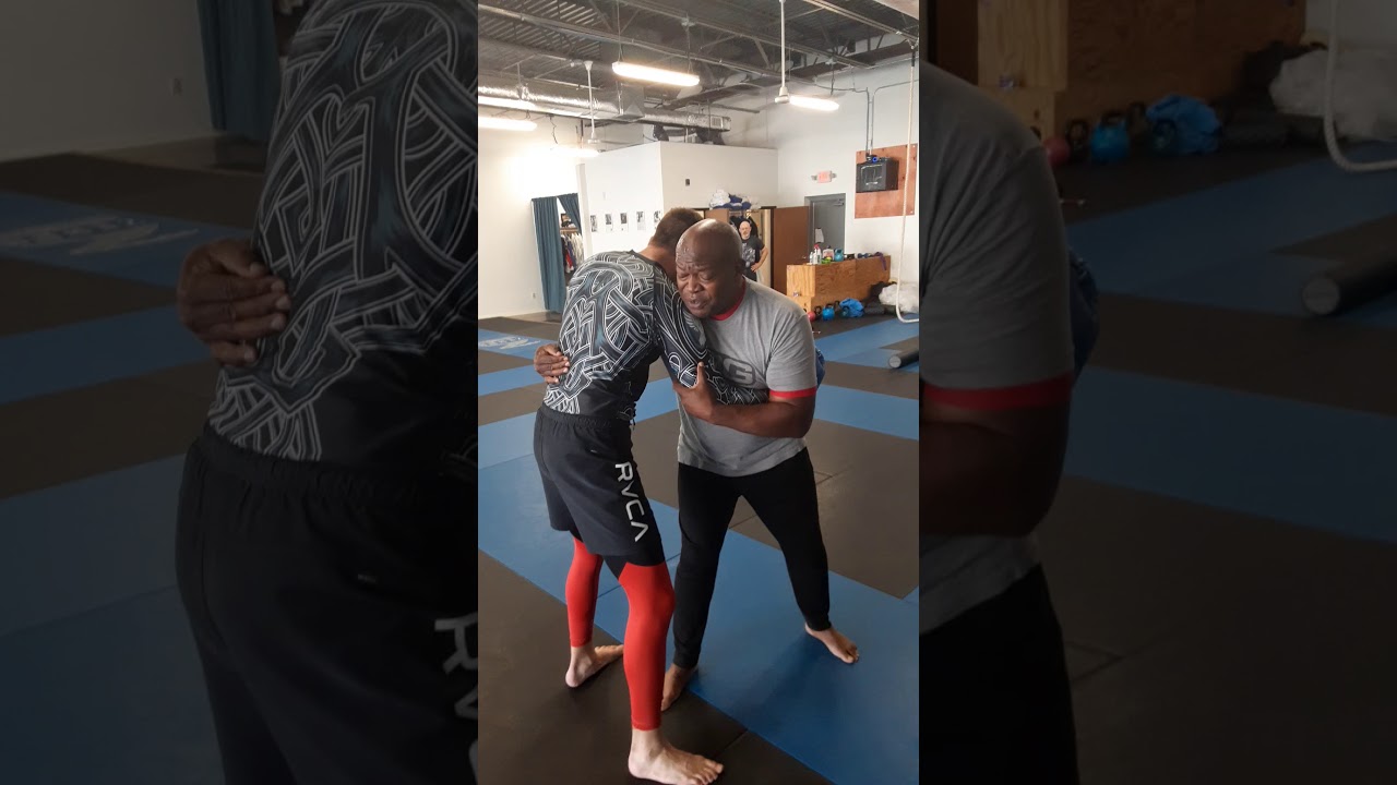 Considerations for judo self-defense - YouTube