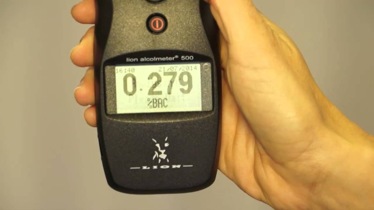 Lion Alcolmeter® 500 - YouTube
